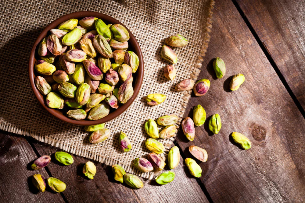 Why Snacking on Pistachios is the Smart (and Tasty) Choice – MMMM Good ...